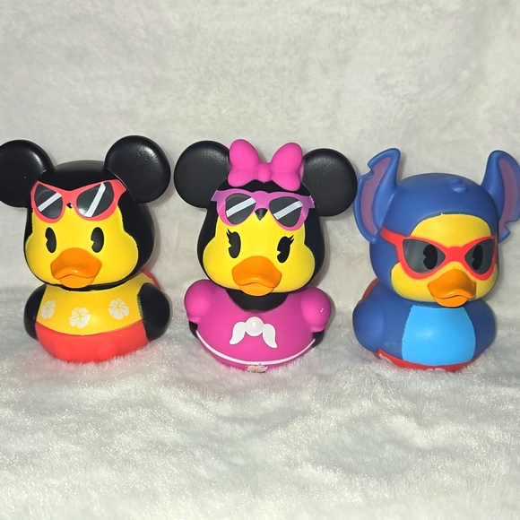 Toys | Summer Splash Stitch Mucjey Mouse And Minnie Mouse Rubber Ducks ...